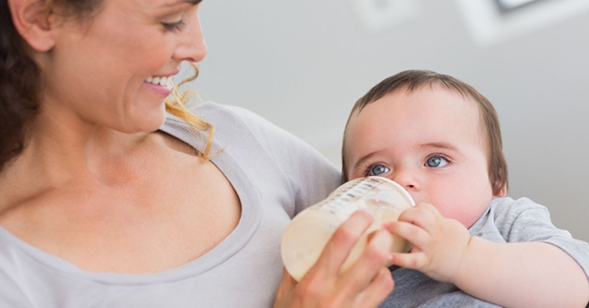 Professional Bottle Feeding Help for New Parents